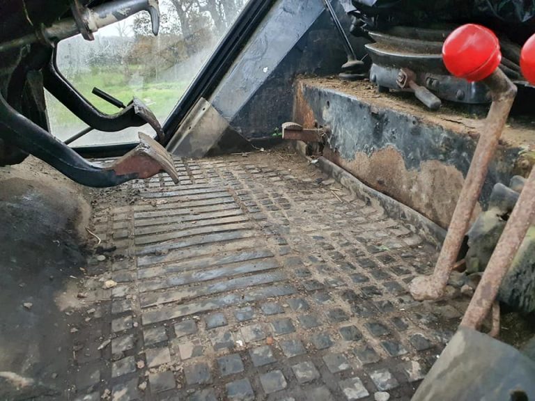 David brown 1490 4wd tractor - Ellwood farm machinery