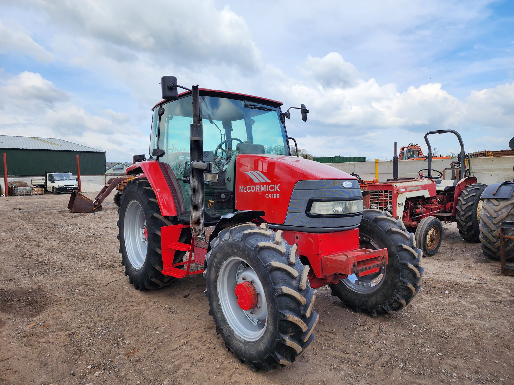 McCormick Cx100 4wd tractor - Ellwood farm machinery
