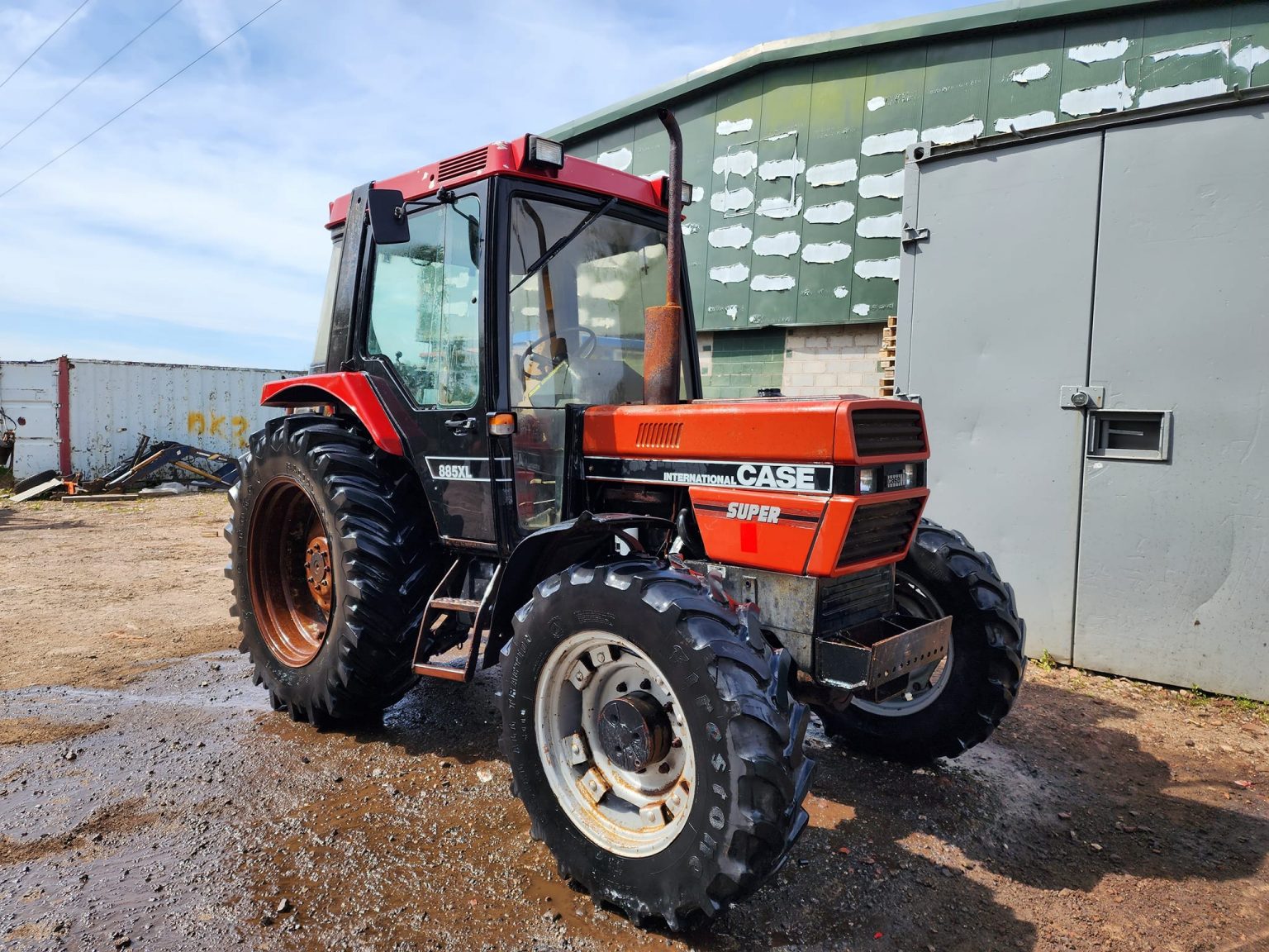 Case 885xl 4x4 tractor loader available - Ellwood farm machinery