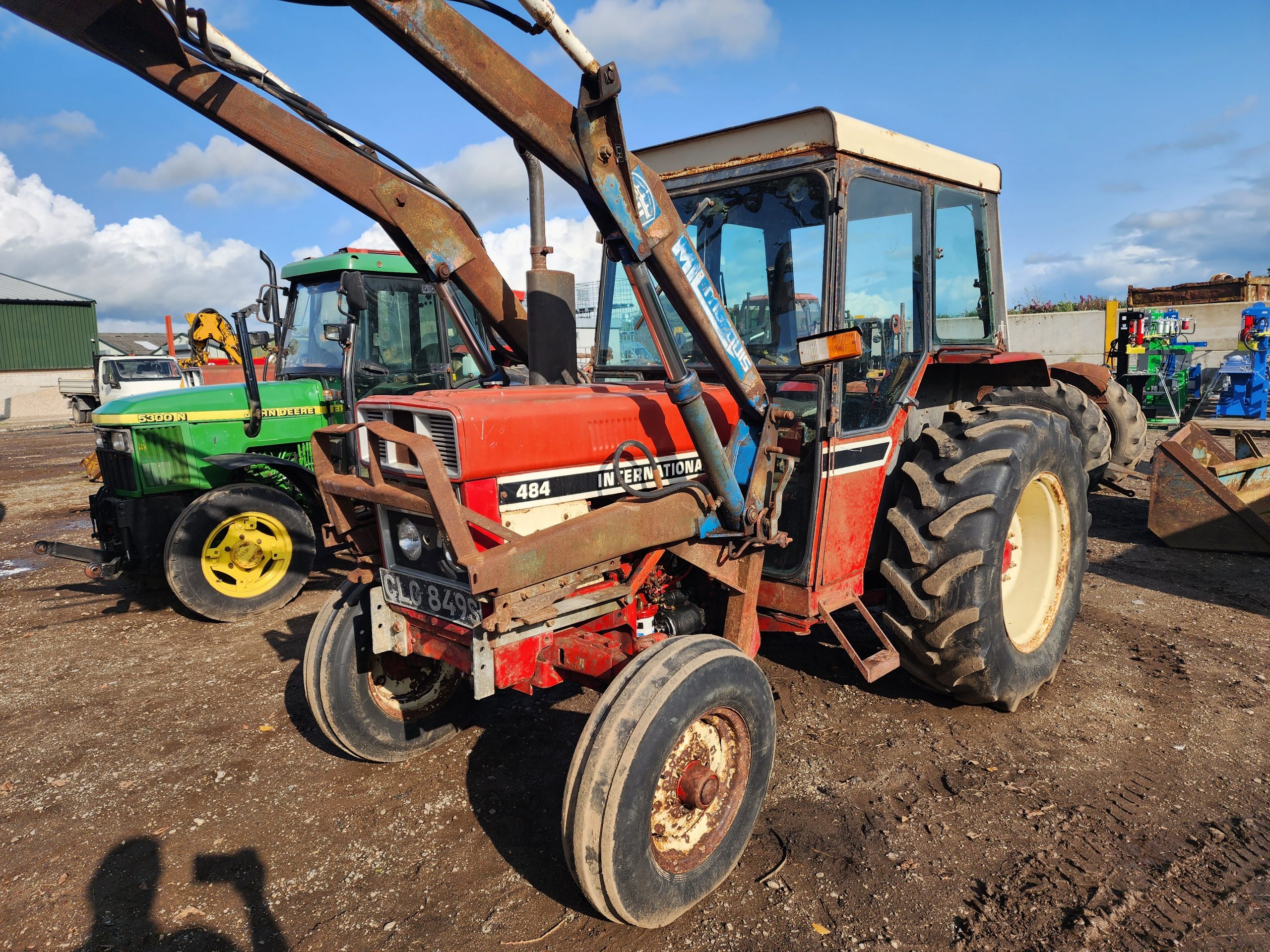 International 484 tractor No Vat - Ellwood farm machinery