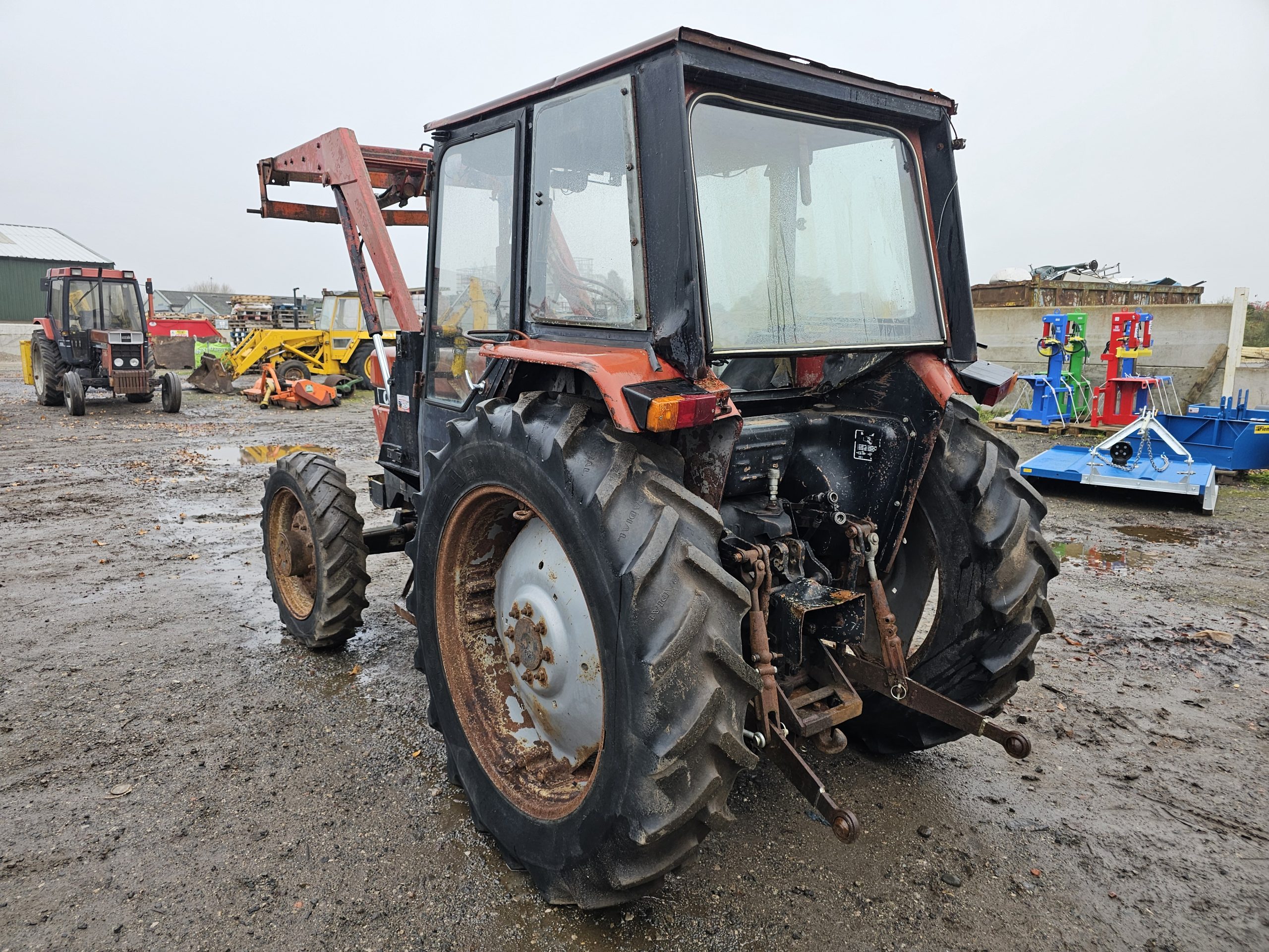 Case 485 4x4 tractor with loader - Ellwood farm machinery