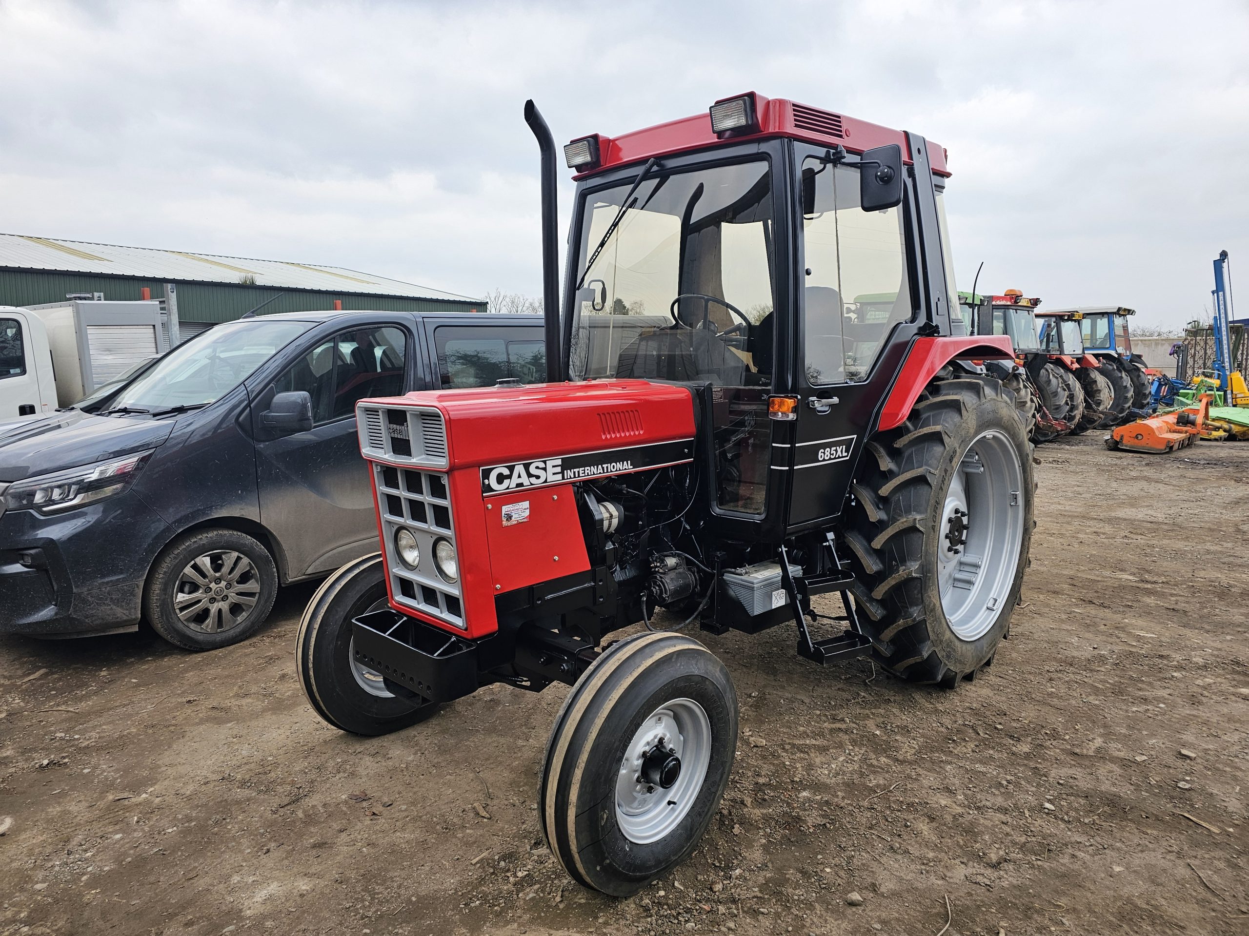 Case international 685xl turbo 3 spools - Ellwood farm machinery