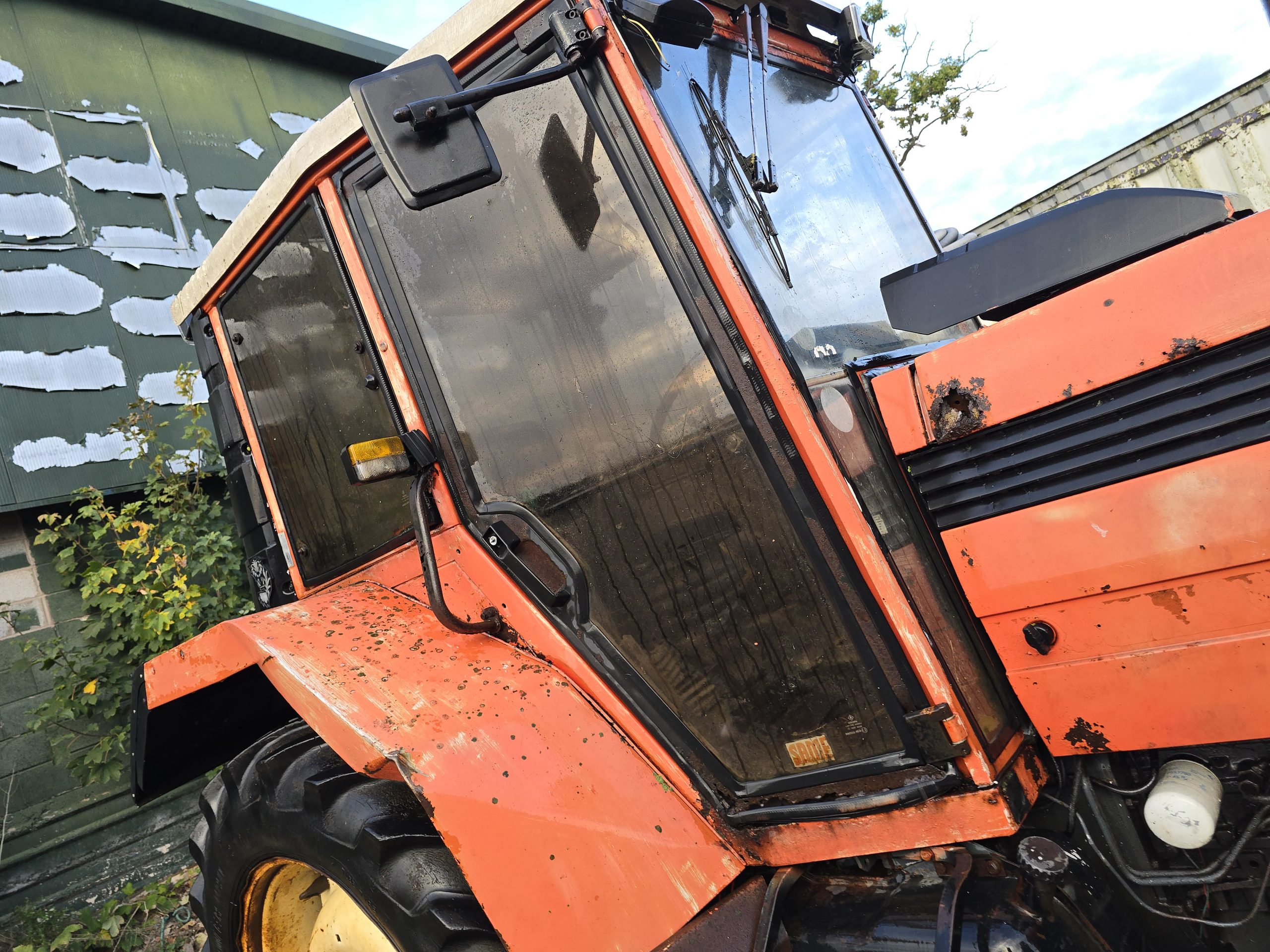 Same laser 90 4x4 tractor - Ellwood farm machinery